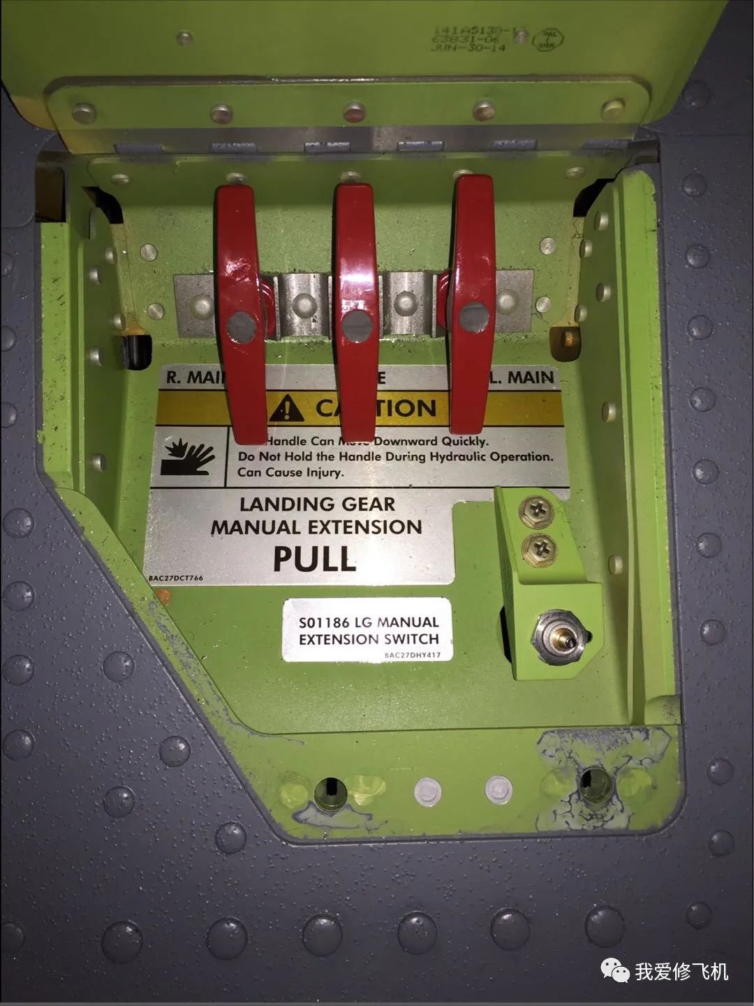 737NG驾驶舱面板（图）B737系列机务在线 - 认真、负责、细致 我们秉承的理念