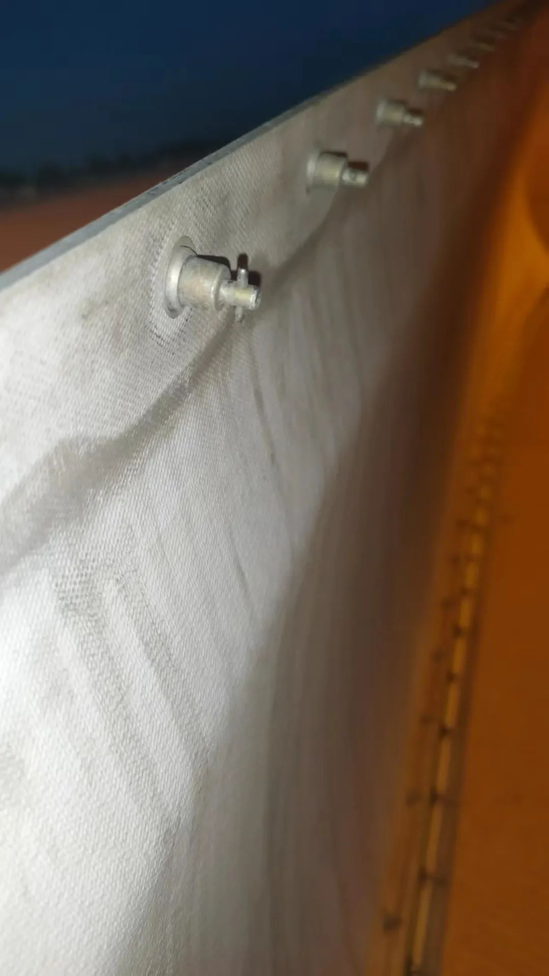 盖板上的快卸螺钉及金属环如何更换？B737系列机务在线 - 认真、负责、细致 我们秉承的理念