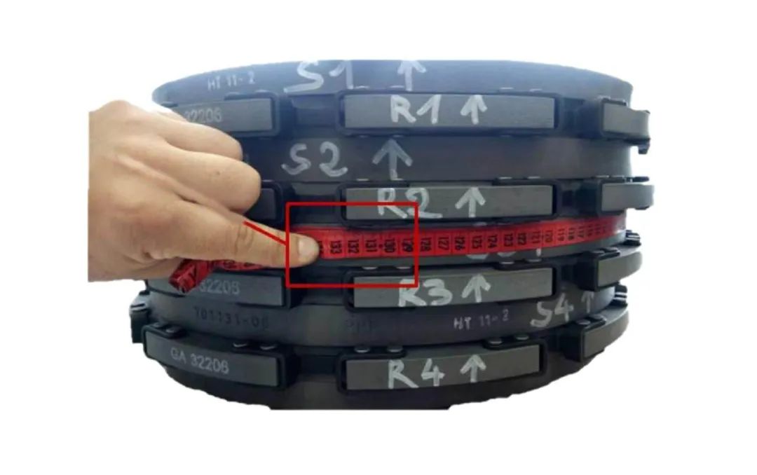 注意你的刹车B737系列机务在线 - 认真、负责、细致 我们秉承的理念