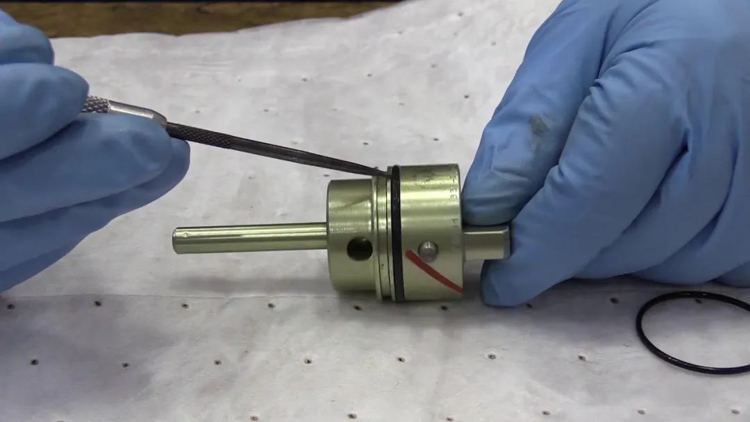 拆装封圈必须要用钩针吗？B737系列机务在线 - 认真、负责、细致 我们秉承的理念