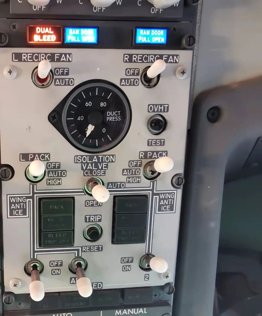 为什么手册建议APU启动完等2分钟后才能接通引气？B737系列机务在线 - 认真、负责、细致 我们秉承的理念